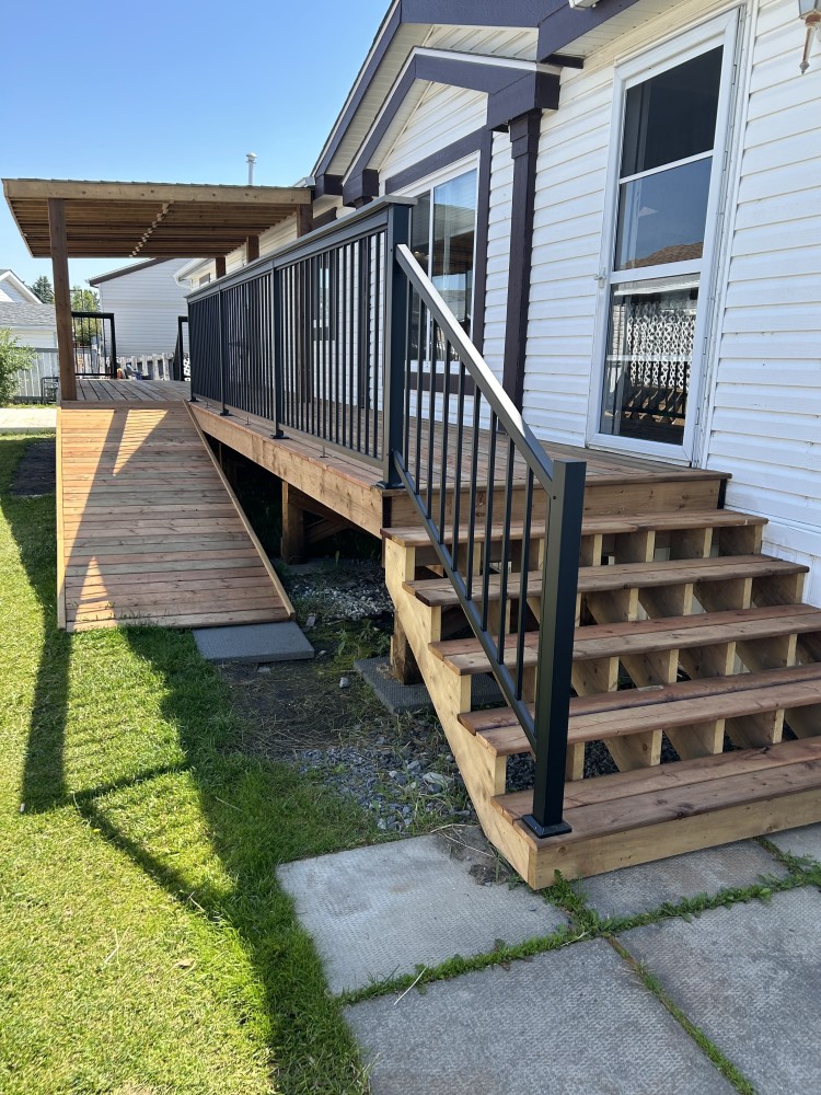 Decks of Distinction Portfolio | Custom Deck Design & Construction
